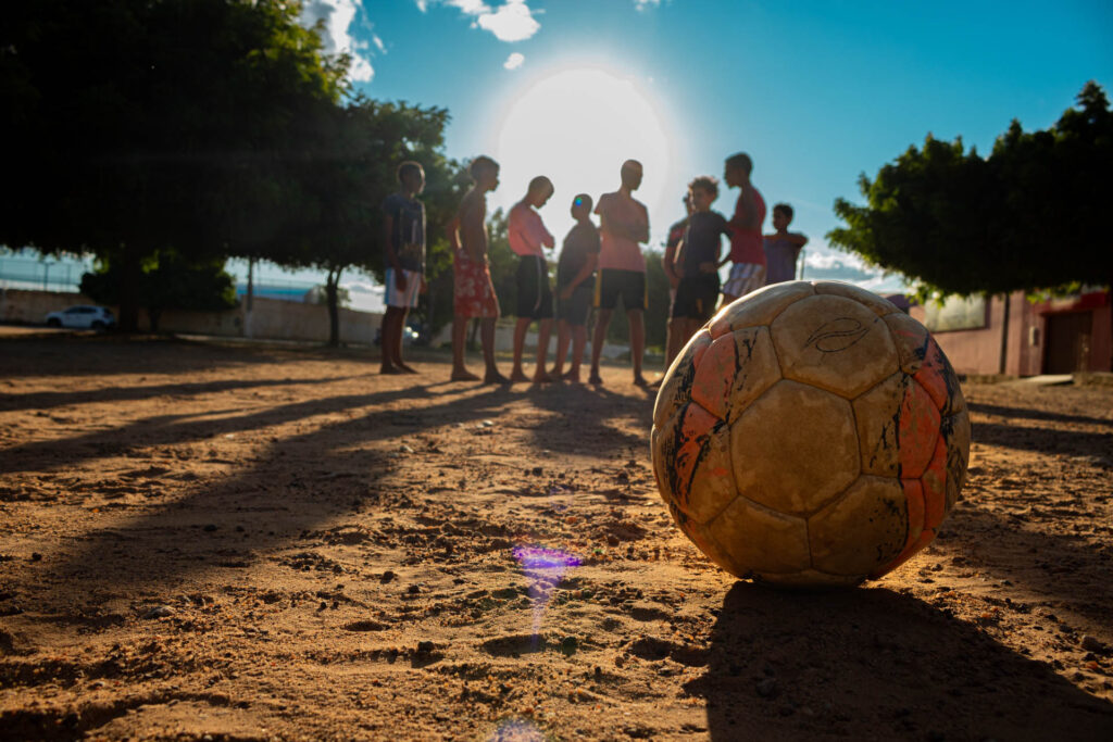 Baba dos meninos: preservação do futebol de rua - FotoDoc